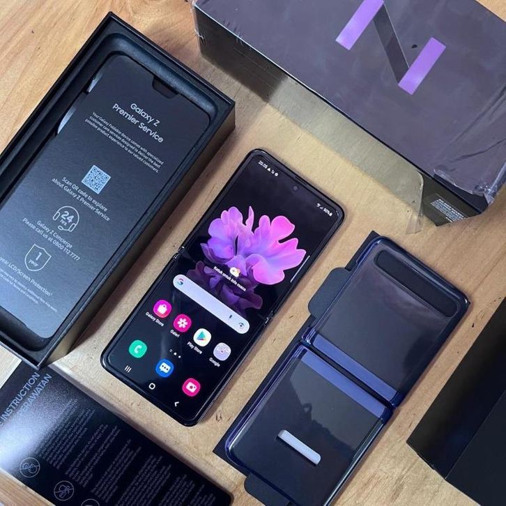 Promo Murah Samsung galaxy Z flip 8/128gb + free bonus