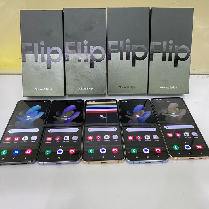 Samsung Galaxy Z Flip4 5G Ram 8/256gb Second Fullset Ori SEIN Indonesia