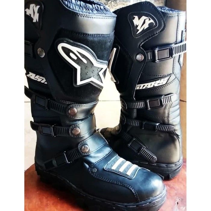 Sepatu Cross Sepatu Trail Pria