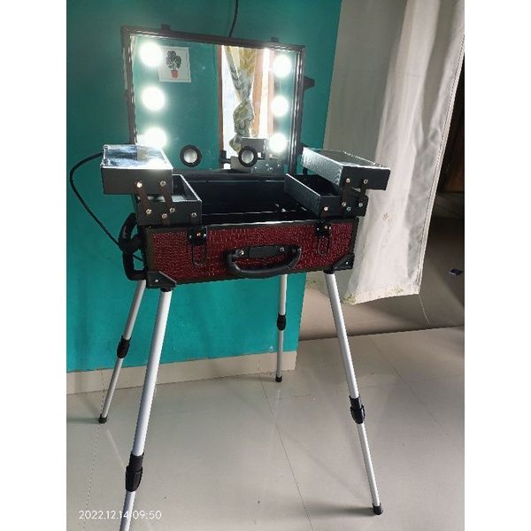 BEAUTYCASE KOPER MAKE UP beauty case koper make up box makeup lampu ...